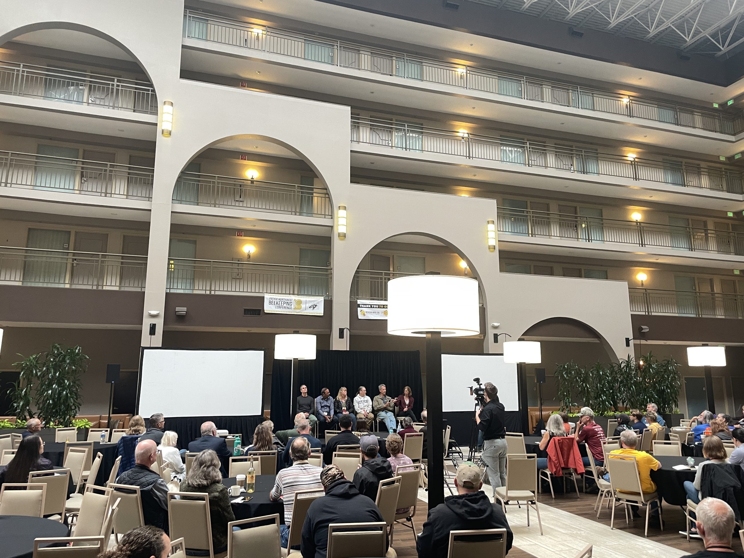 Buy Your Conference Tickets! Online Sales END 9/25! - Washington State Beekeepers Association